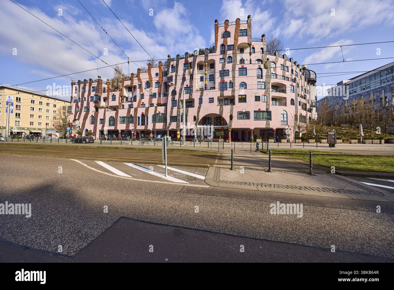 Green Citadel, architect Friedensreich Hundertwasser, modern ...