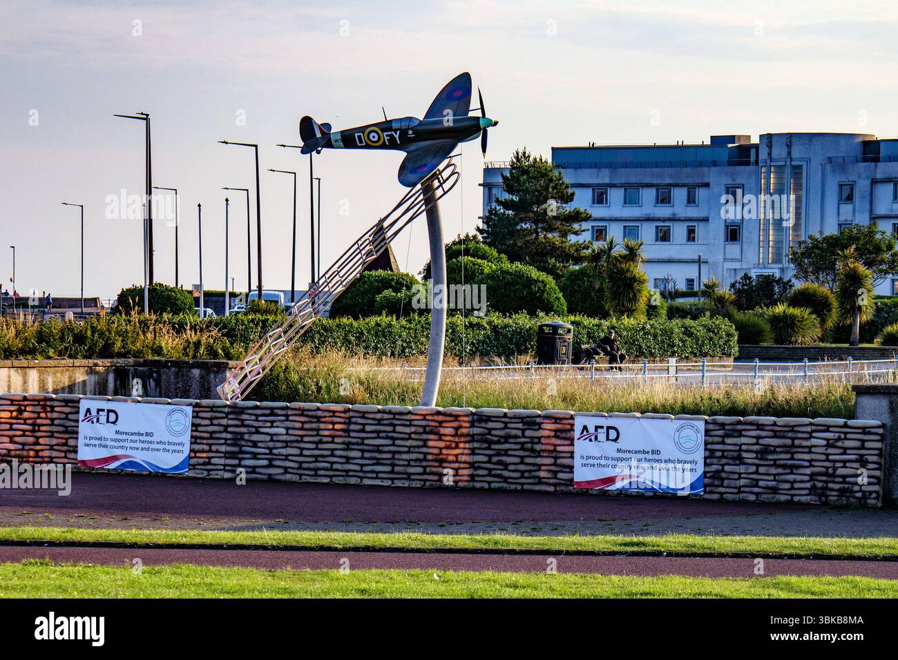 Morecambe Promenade, Lancashire, United Kingdom. 19th June, 2025 ...