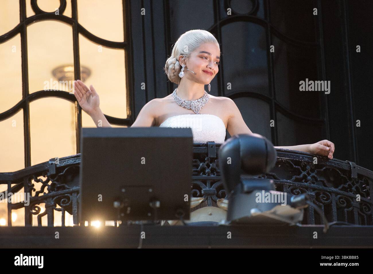 London, UK. 19 Jun 2025. American actress/singer Rachel Zegler, playing ...