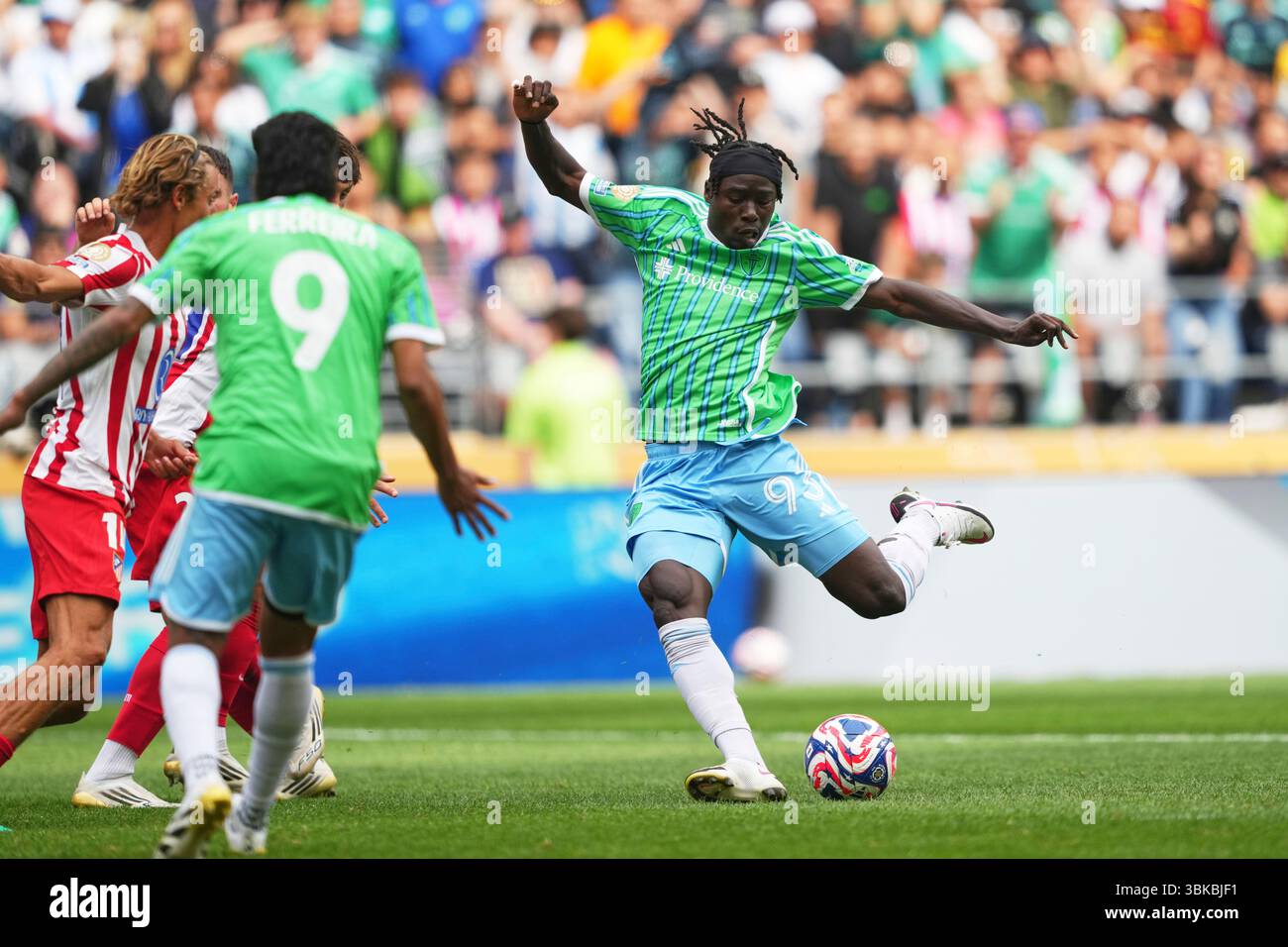 Seattle Sounders' Georgi Minoungou attempts a shot on goal during the ...
