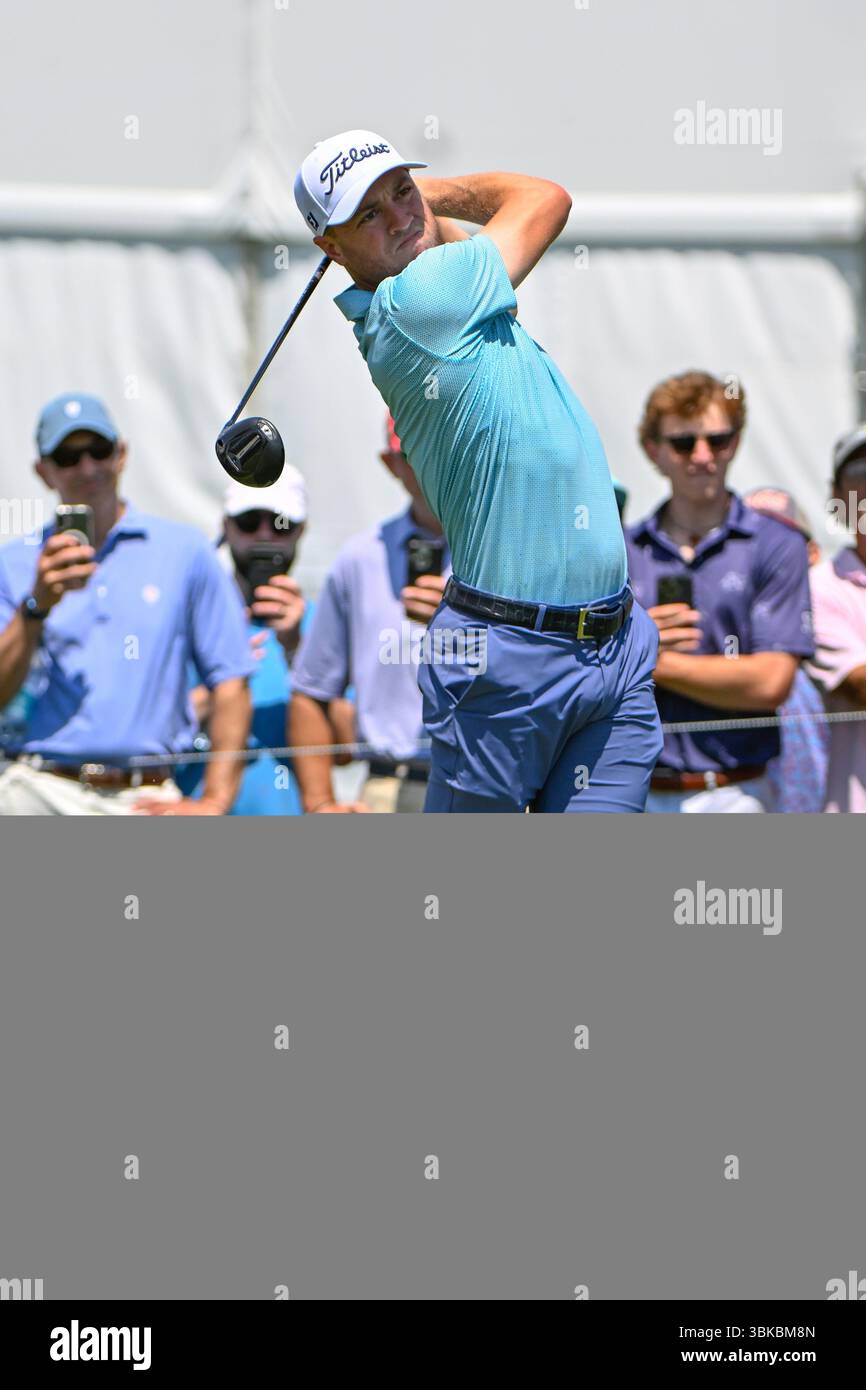 CROMWELL, CT - JUNE 19: Justin Thomas (USA) watches his tee shot on 2 ...