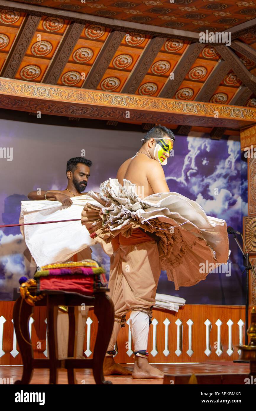 Kathakali Performer Gettig Dreesed, Kerala, Malayalam Traditional ...