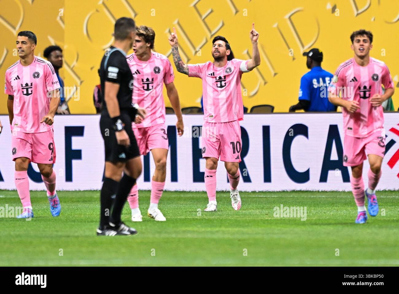 Messi 2025 porto hi-res stock photography and images - Alamy