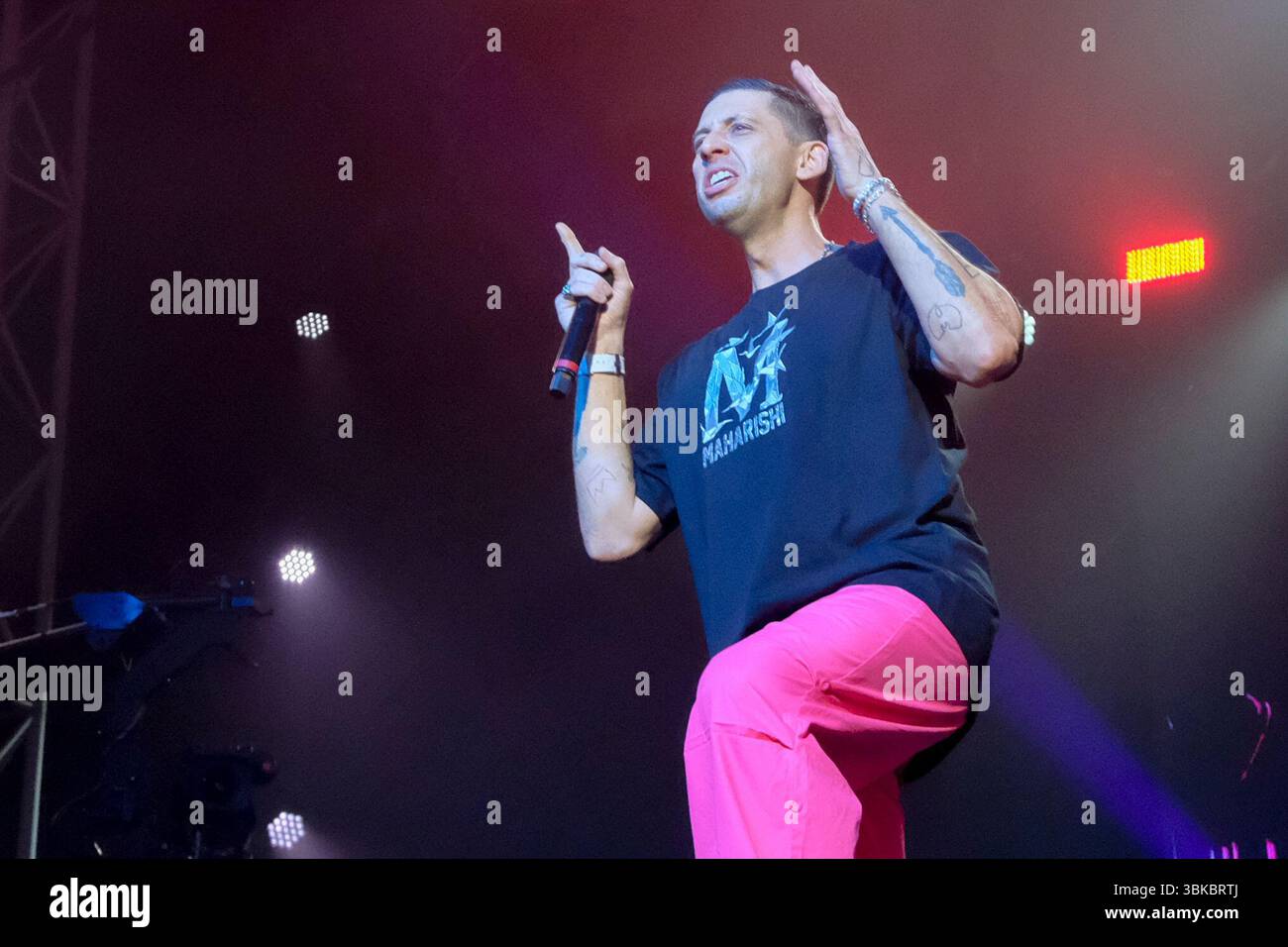 Newport, UK. 19th June, 2025. English musician, singer, songwriter ...