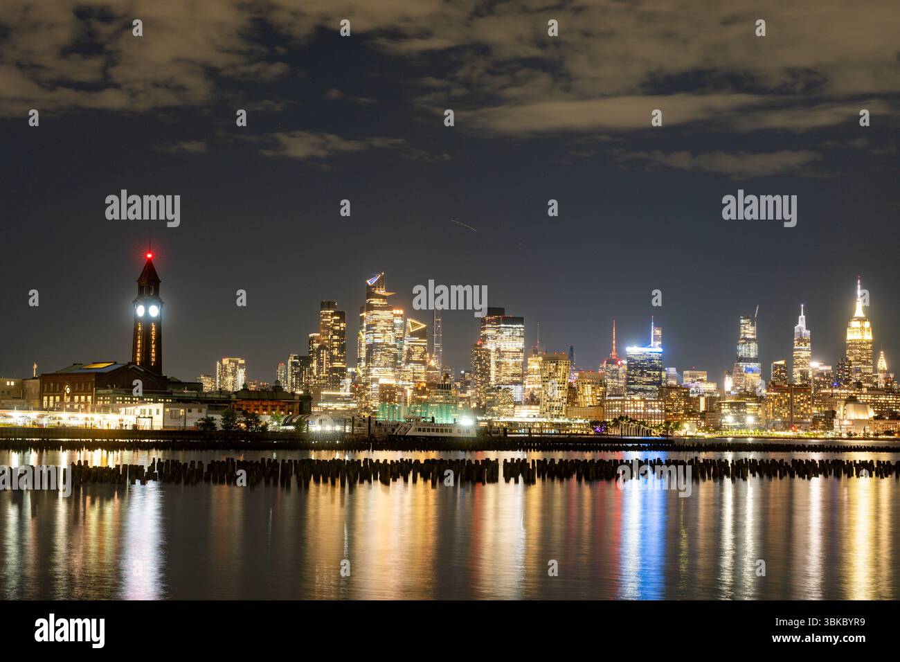 NYC skyline with skyscrapers. Manhattan and Brooklyn. New York City ...