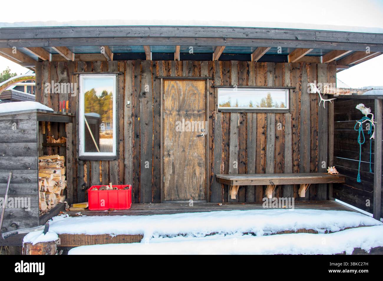 Log Cabin in Arctic Lapland Stock Photo - Alamy