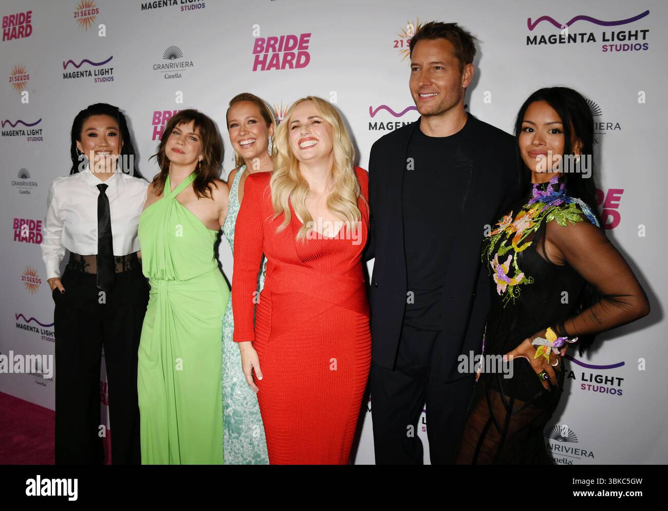 LOS ANGELES, CALIFORNIA - JUNE 18: (L-R) Sherry Cola, Anna Chlumsky ...