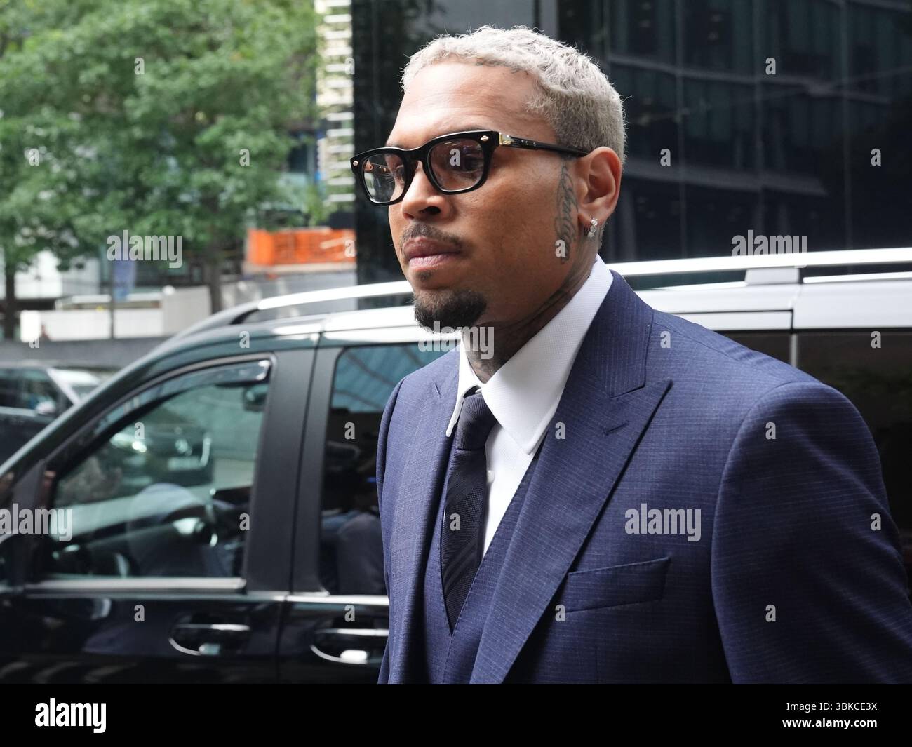 R&B singer Chris Brown arriving at Southwark Crown Court, south London ...