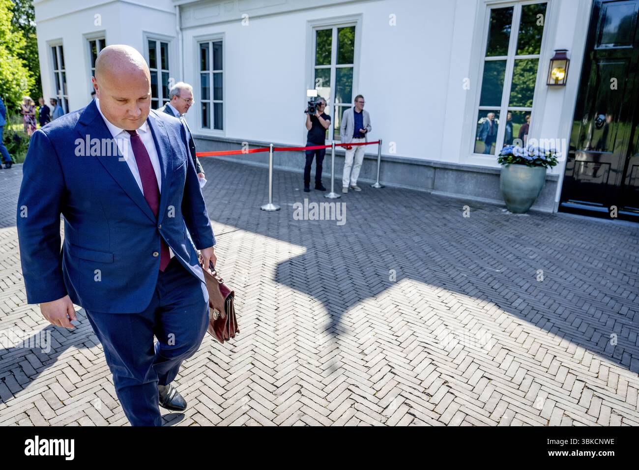DEN HAAG -Demissionary State Secretary Thierry Aartsen (VVD) of ...