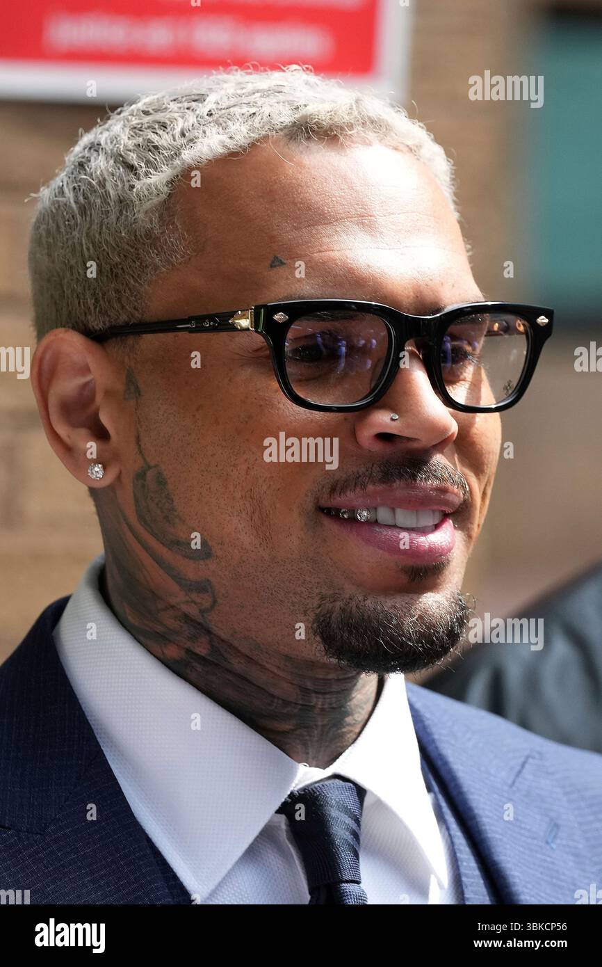 US R&B singer Chris Brown leaves Southwark Crown Court after attending ...
