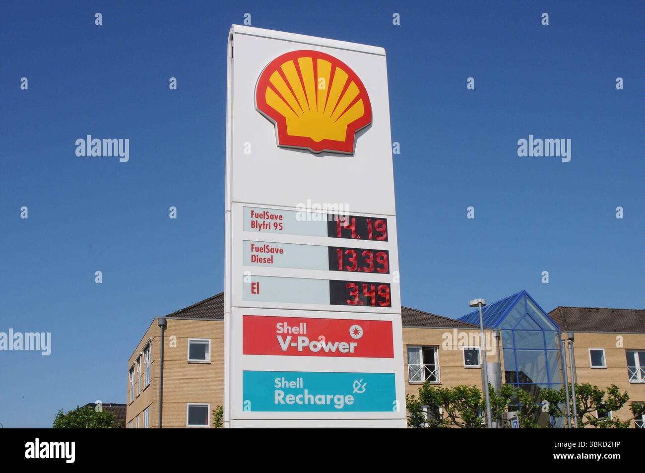 Kastrup/Copenhagen/ Denmark/20 JUNE 2025/.Shell gas station and ...