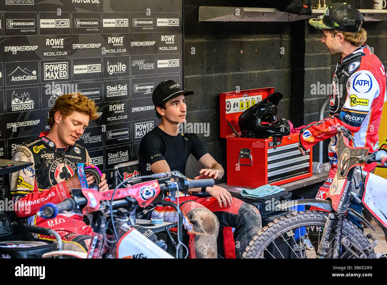(L to R) bel1, Belle Vue Aces' Zach Cook and Belle Vue Aces' Jaimon ...