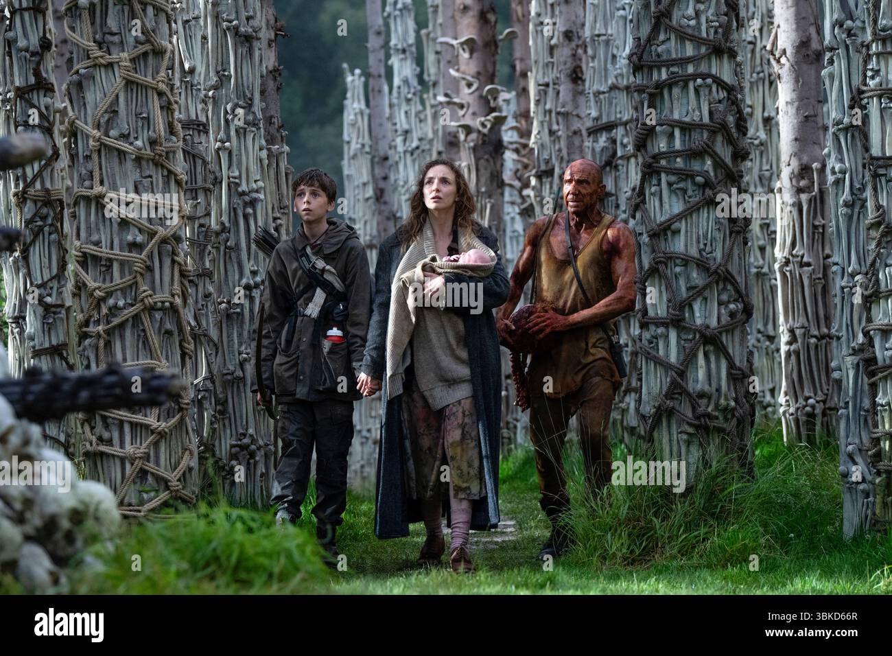 28 Years Later (2025) directed by Danny Boyle and starring Aaron Taylor ...