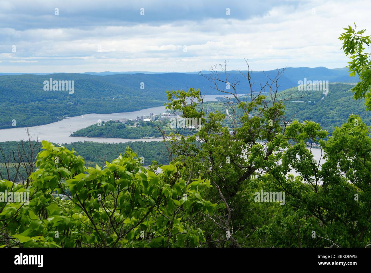 View of Hudson river from Hudson Highlands State Park, New York State ...