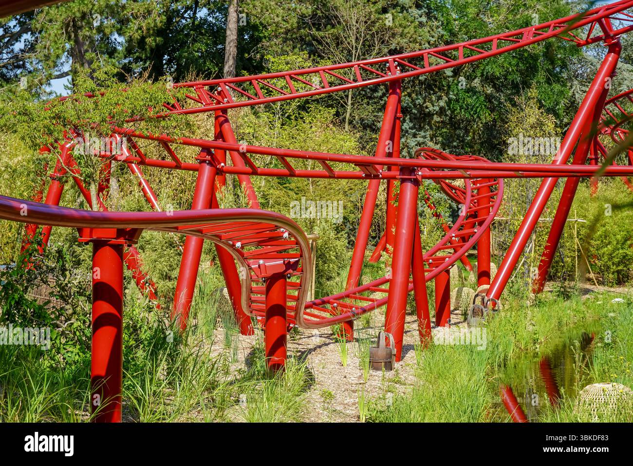 Paris, France. 16th June 2025. Visitors ride "Le Défi du Dragon" at the ...