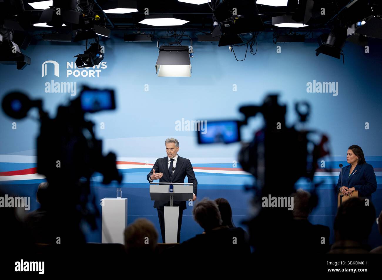 DEN HAAG - Outgoing Prime Minister Dick Schoof speaks to the press ...