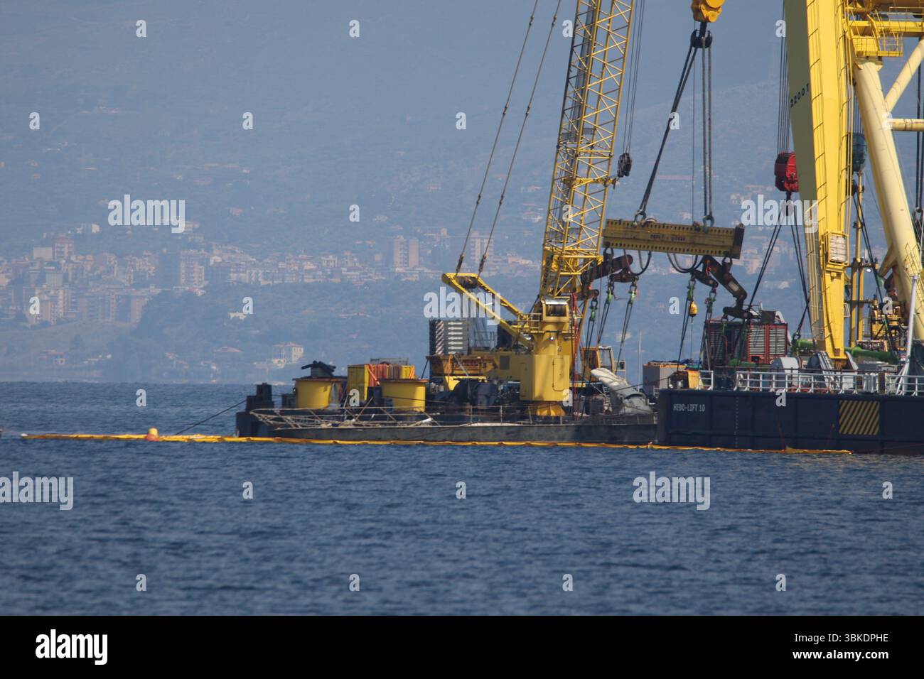 Porticello, Italia. 20th June, 2025. Bayesian: riaffiora a Porticello ...