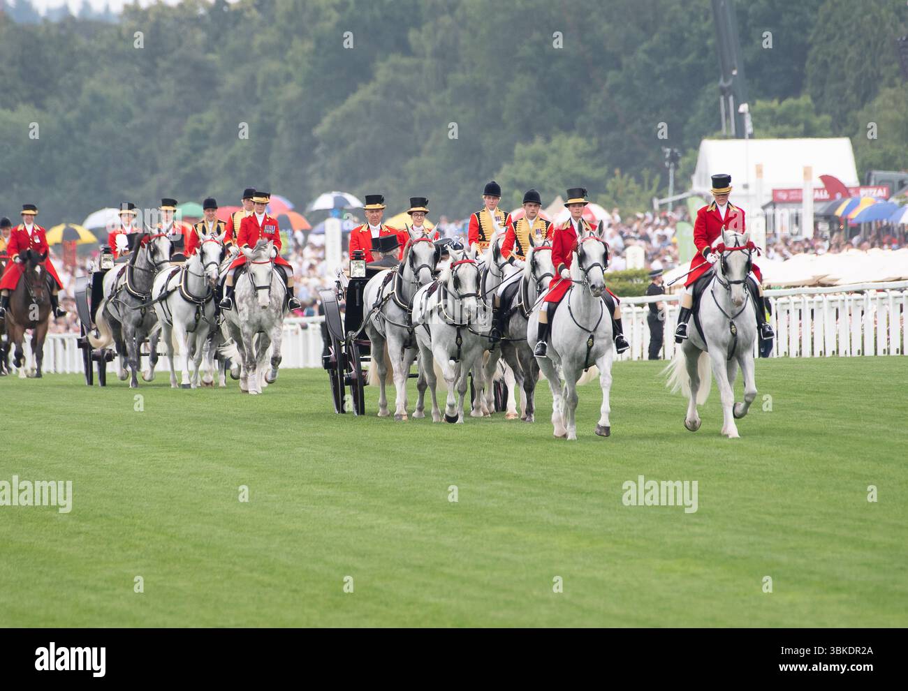 Ascot, Berkshire, UK. 20th June, 2025. The King and The Queen arriving ...