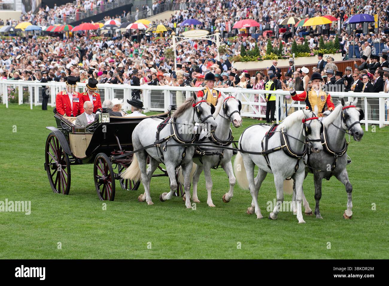 Ascot, Berkshire, UK. 20th June, 2025. The King and The Queen arriving ...