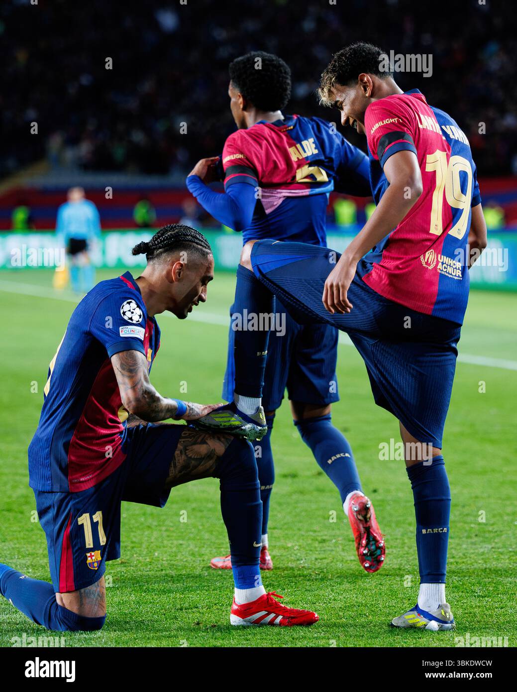 Barcelona, Spain. 11th Mar, 2025. Raphinha (L) and Lamine Yamal (R ...