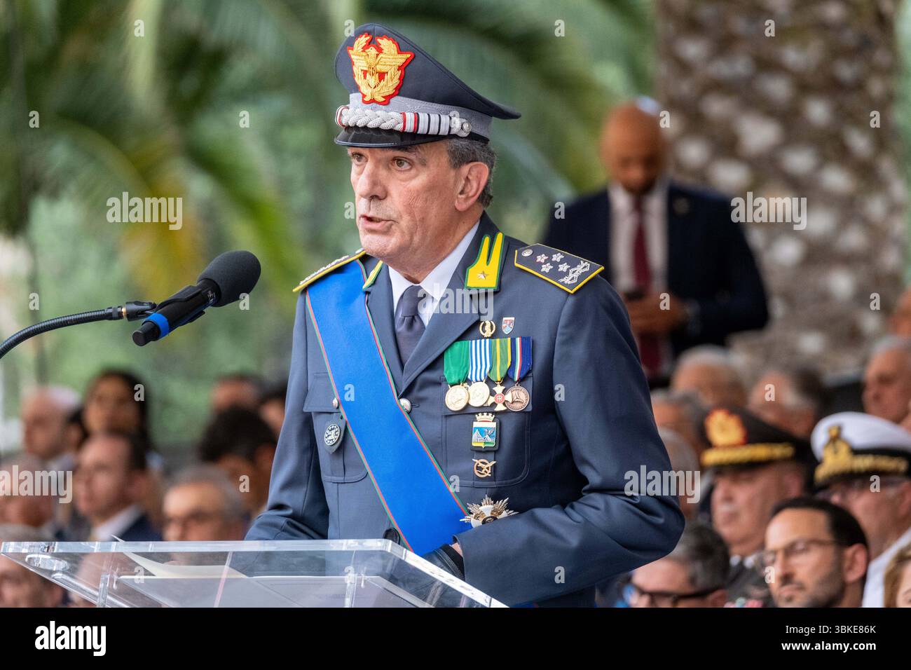 Roma, Italia. 20th June, 2025. Il Comandante Generale della Guardia di ...