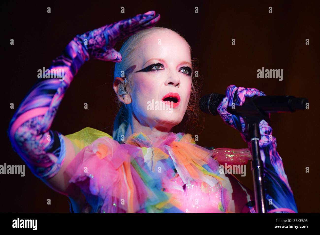 Shirley manson from garbage hi-res stock photography and images - Alamy