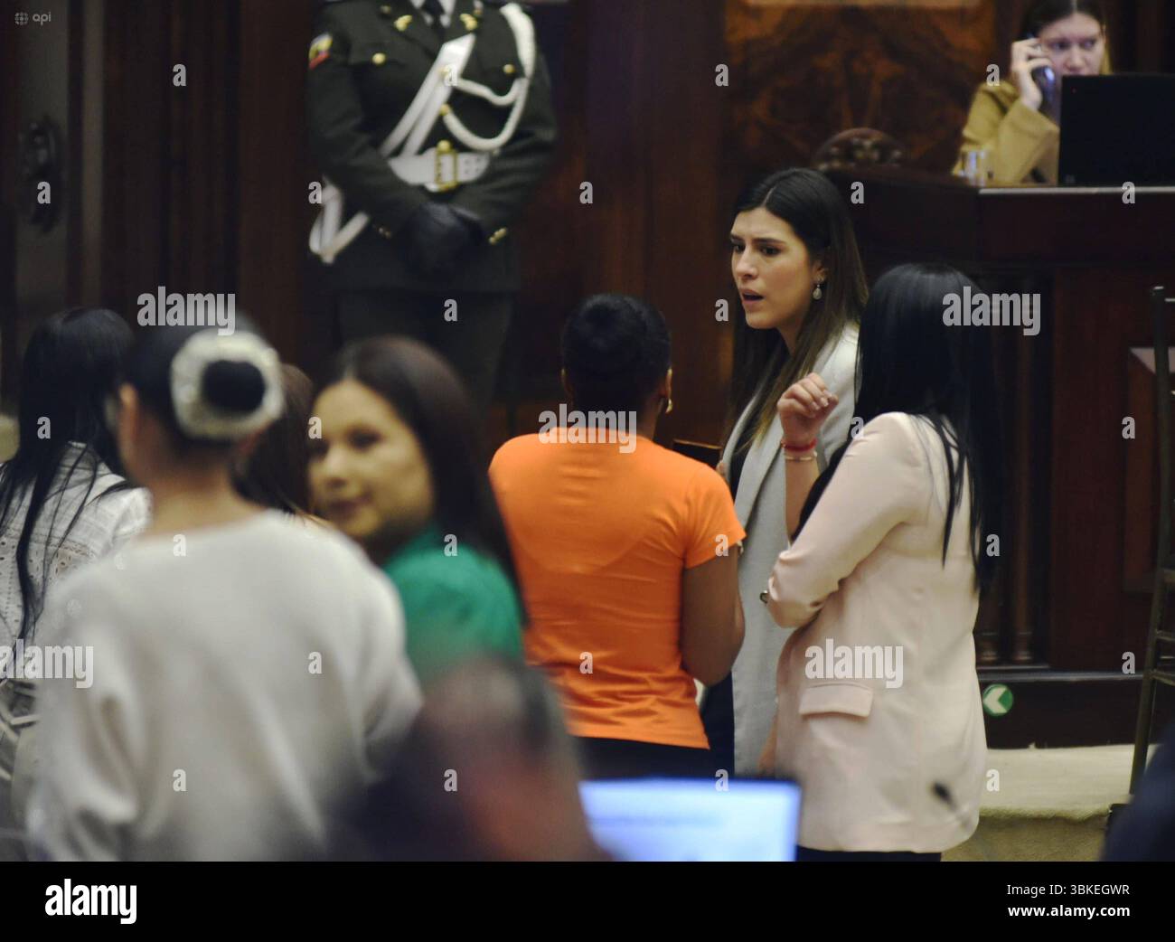 ASAMBLEA POLITICAL PARTIES Quito , Friday June 20, 2025 Session of the ...