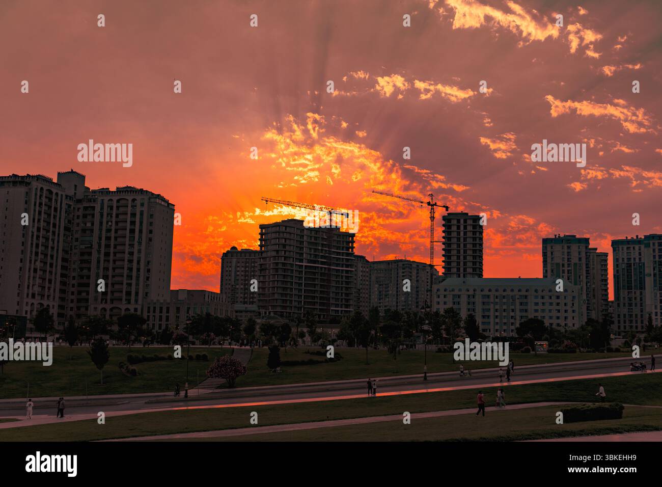 Time lapse cloud beautiful sky hi-res stock photography and images - Alamy
