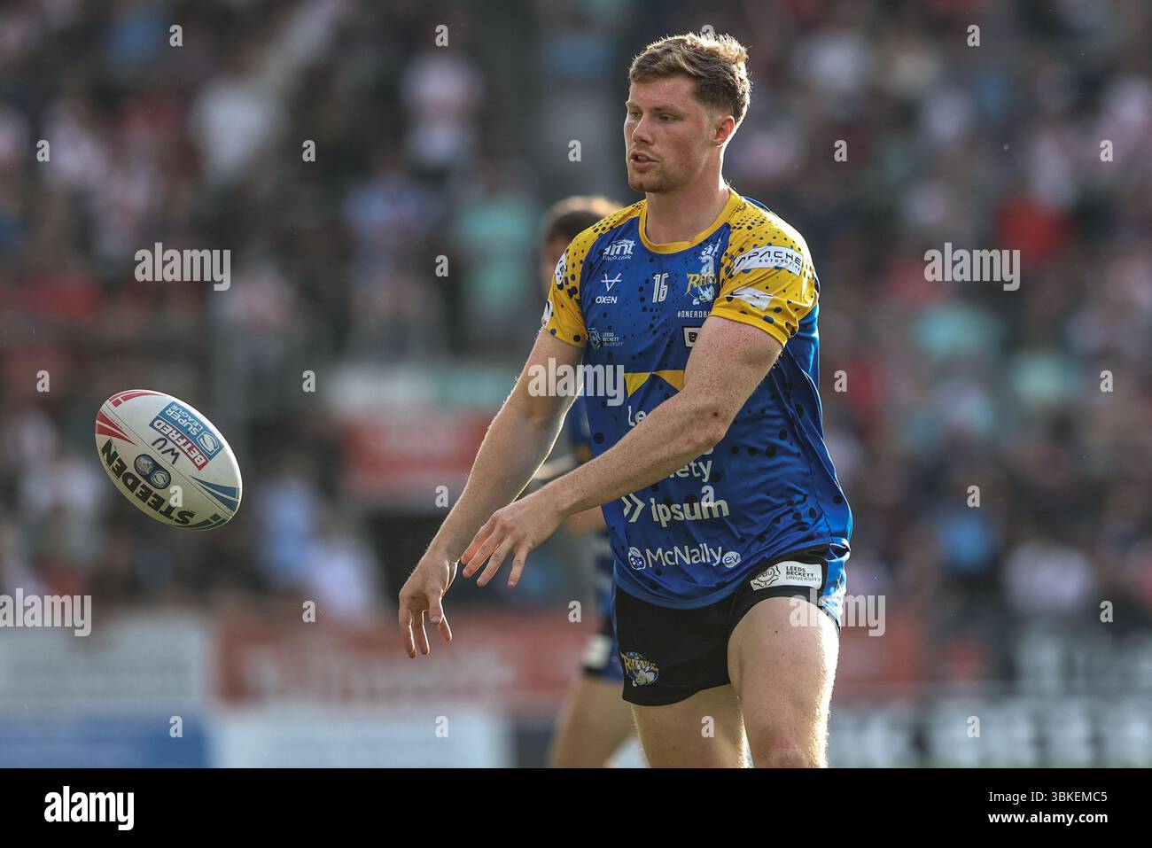 Morgan Gannon of Leeds Rhinos during pre-game warm up during the ...