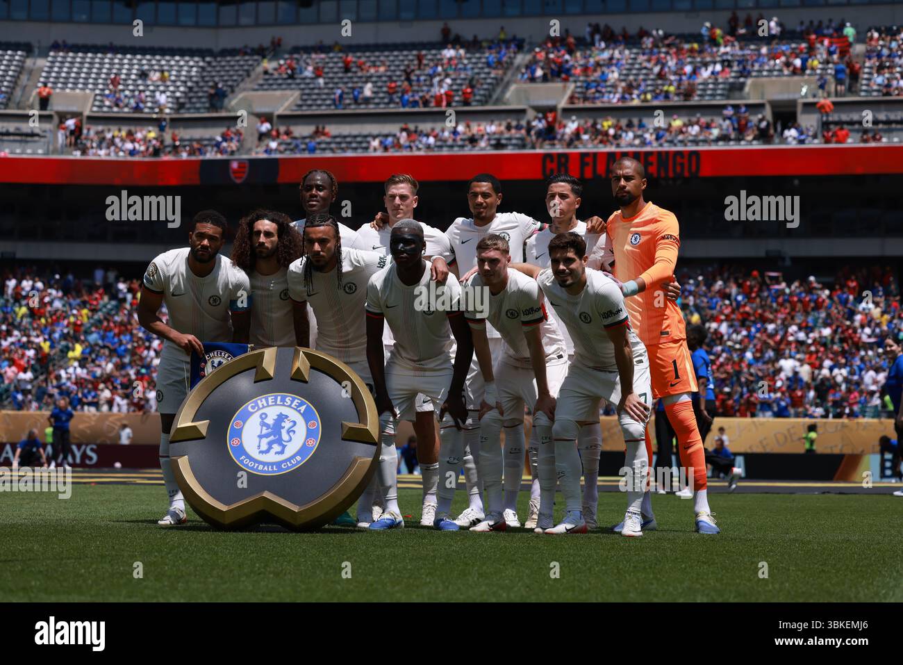 Players of Chelsea FC pose for team photo during the FIFA Club World ...