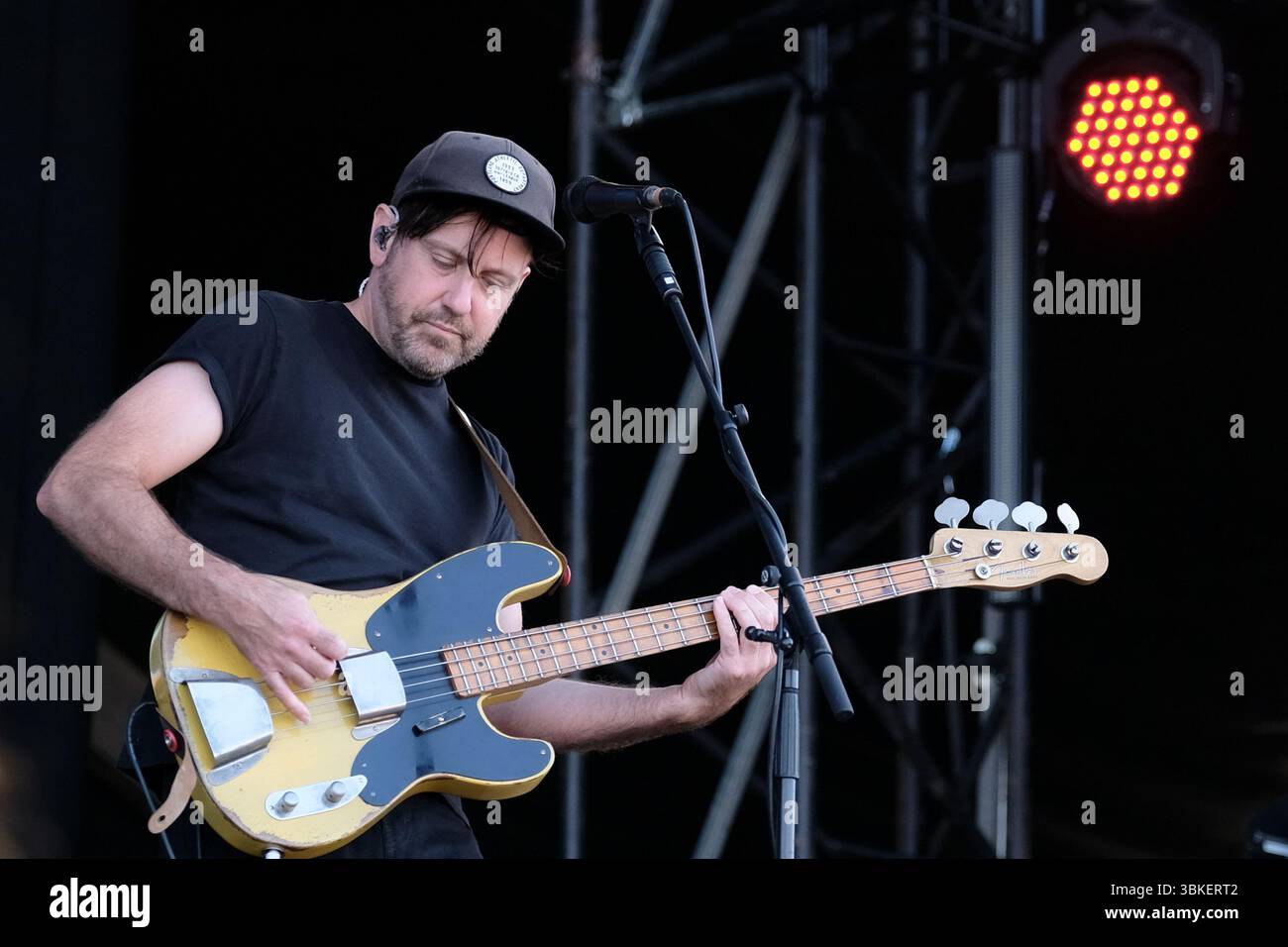 Jamie Sefton, touring musician and bass player with Scottish singer ...