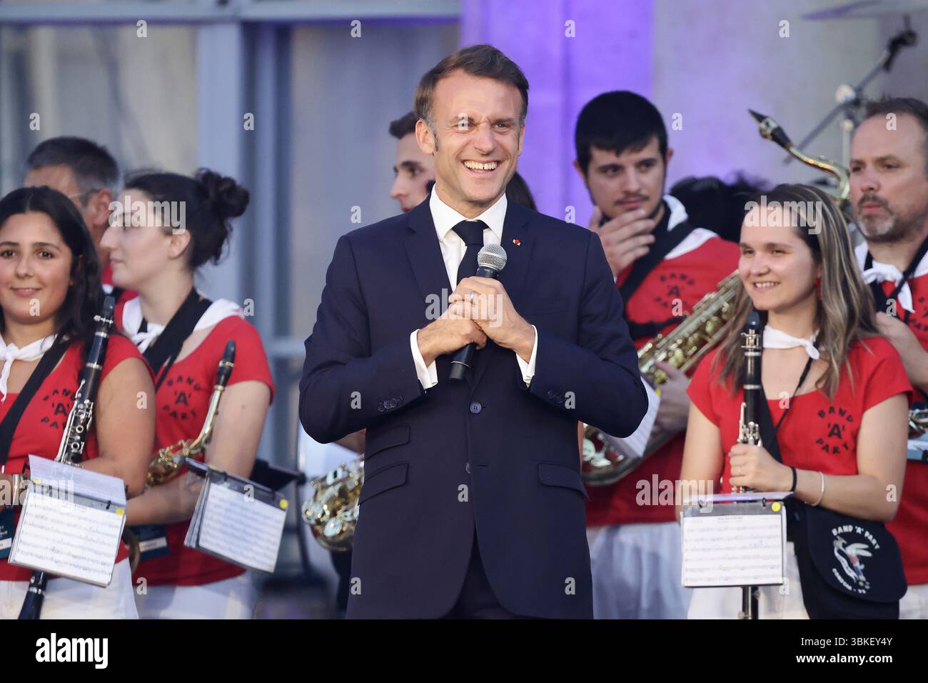 French President Emmanuel Macron speaks during the "France Music Week ...