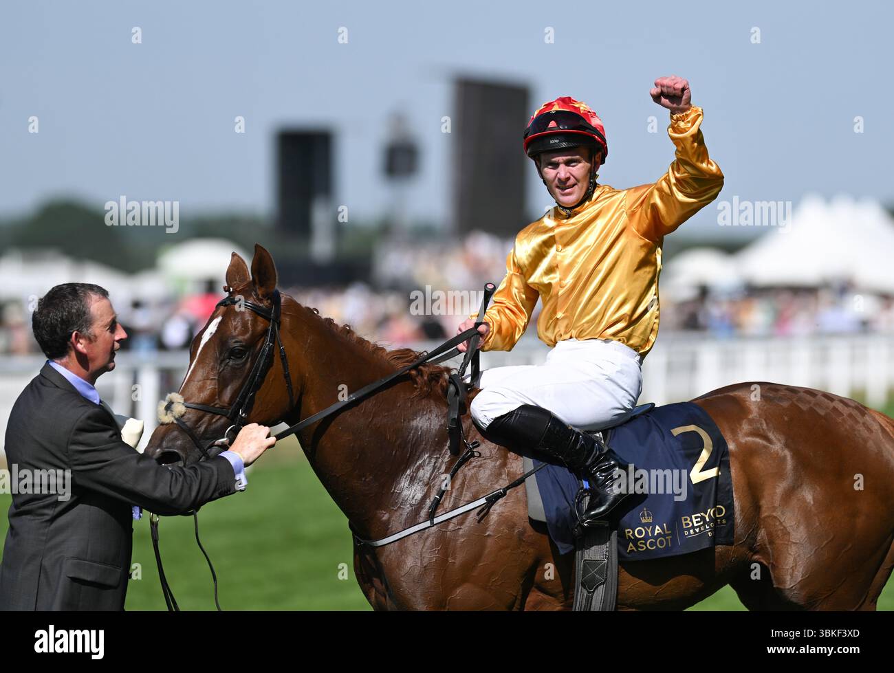 Ascot, UK. 20 June, 2025. Cercene ridden by Gary Carroll wins the ...