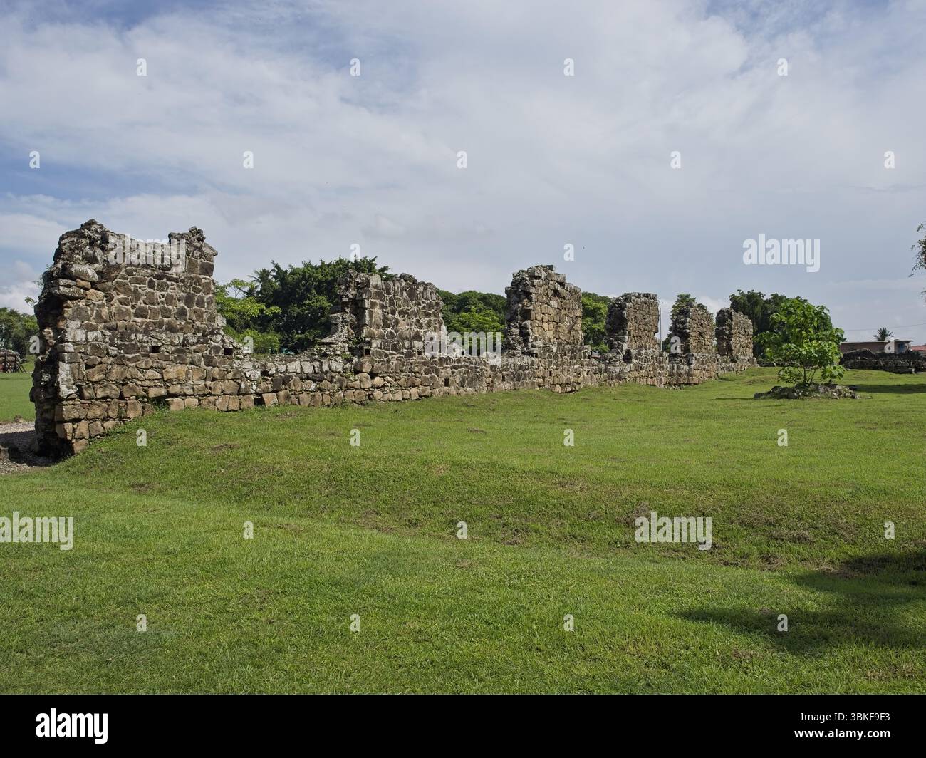 Picture of the Panama Viejo ruins...Hospital San Juan de Dios Stock Photo - Alamy