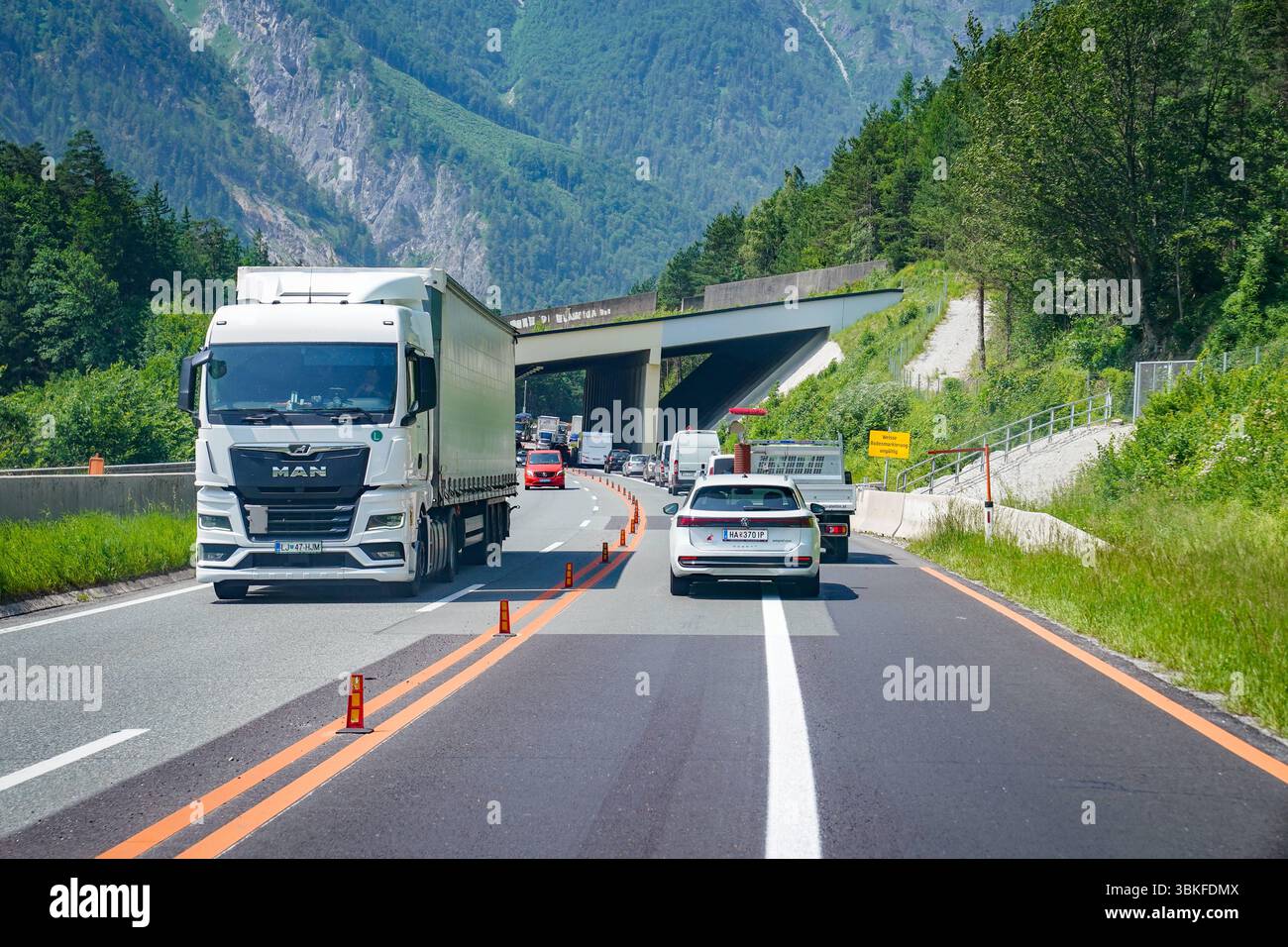Bezirk Hallein, Österreich, Europa, Autobahn A10, Tauernautobahn ...