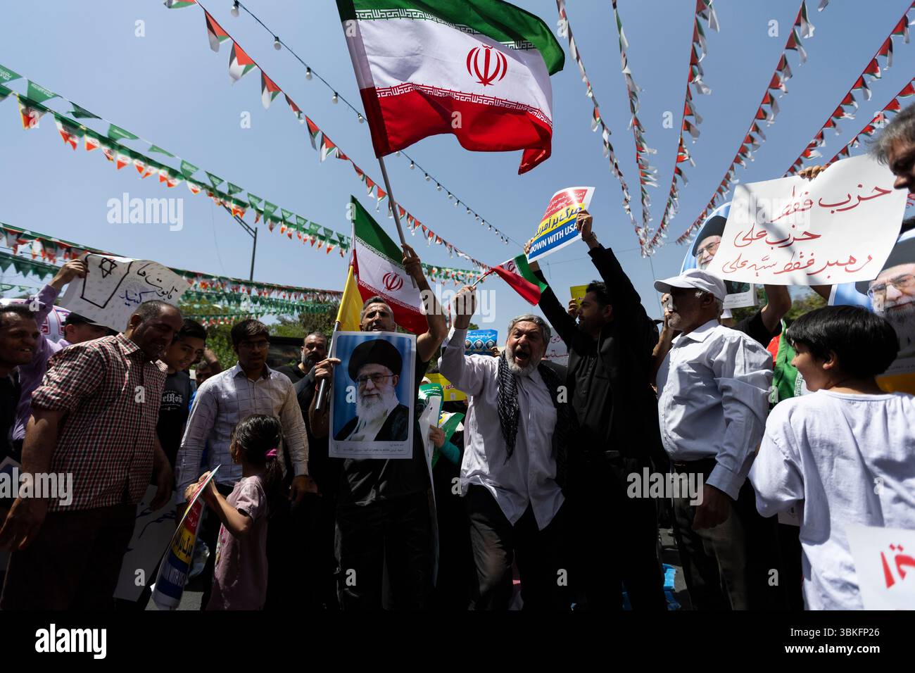 June 20, 2025, Tehran, Tehran, Iran: Iranian protesters hold Iranian ...