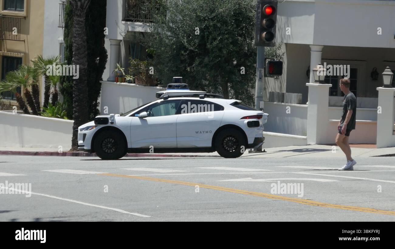 Los Angeles, California, USA 19th June 2025 Waymo Driverless Car on ...