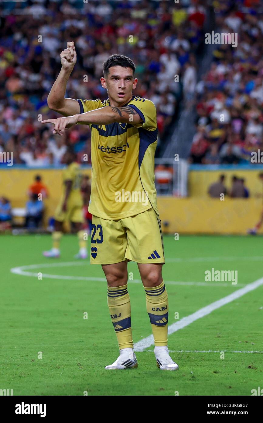 MIAMI GARDENS, FL - JUNE 20: CA Boca Juniors Defender Lautaro Blanco ...