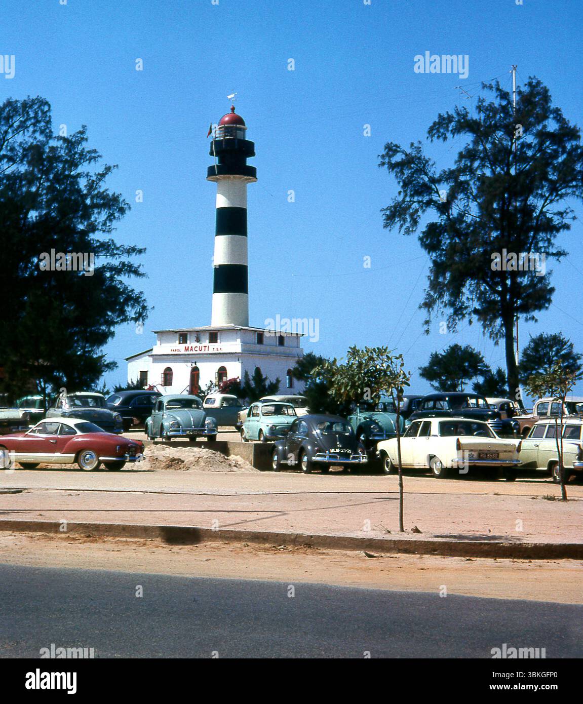 1960s Mozambique - Macuti lighthouse, Playa do Macuti, Beira, beach ...