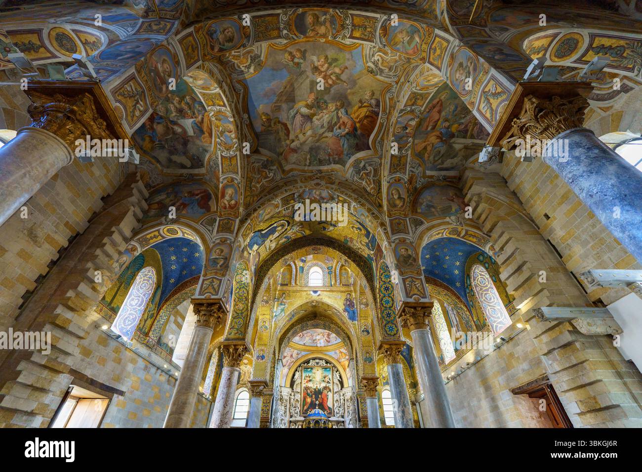 A breathtaking view of the interior of Santa Maria dell’Ammiraglio ...