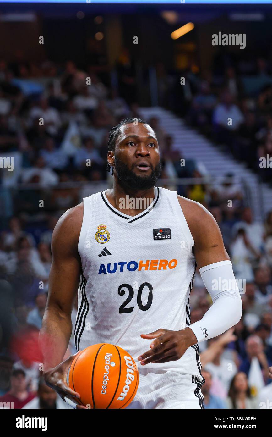 Bruno fernando real hi-res stock photography and images - Alamy