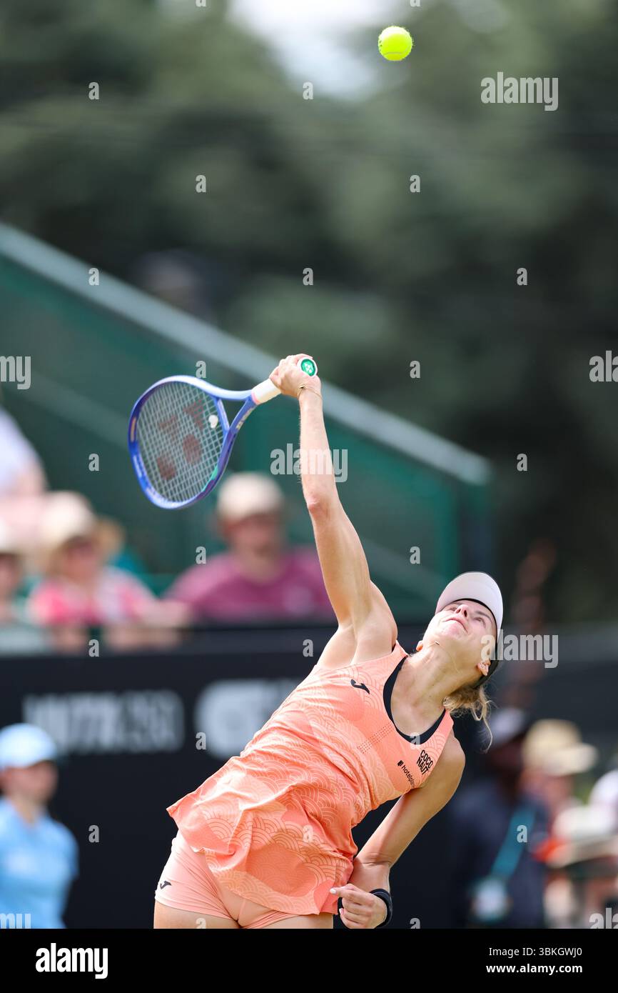 Magda Linette (POL) serving in her match Versus Dayana Yastremska (UKR ...