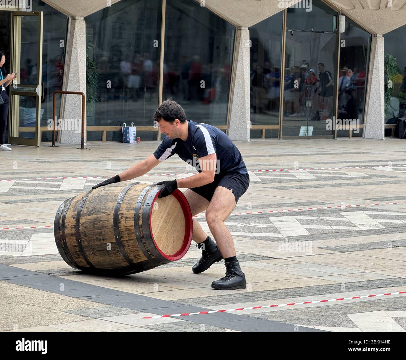 Coopers cask race 2025 , London Guild Hall courtyard. Worshipful ...