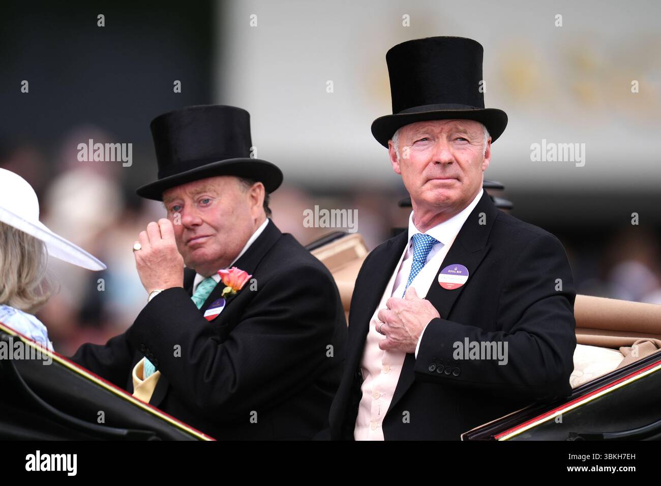 Comedian Rory Bremner (right) and Trainer Nicky Henderson arrive by ...
