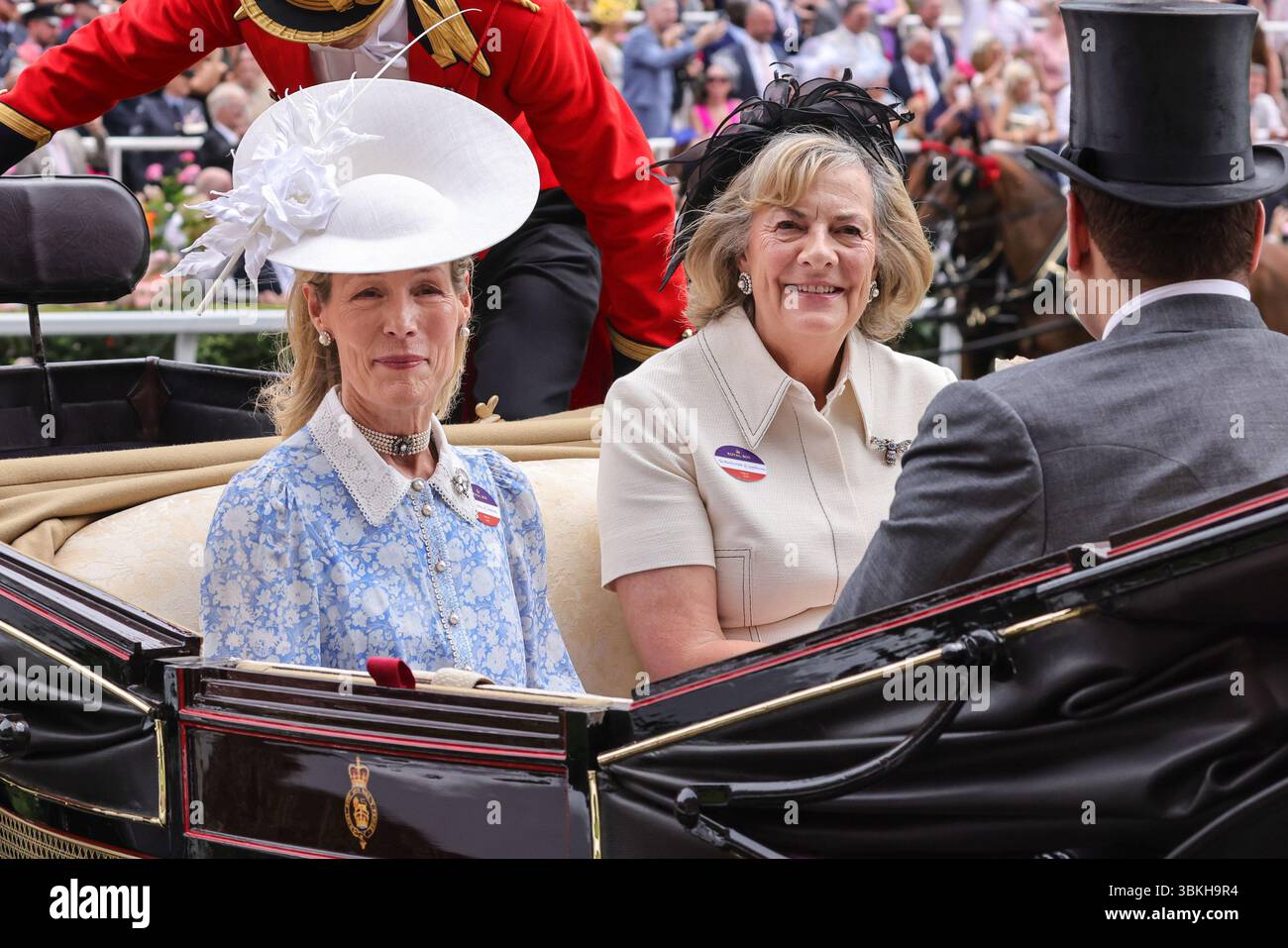 Ascot, Berkshire, UK. 20th June, 2025. The Marchioness of Landsdowne ...