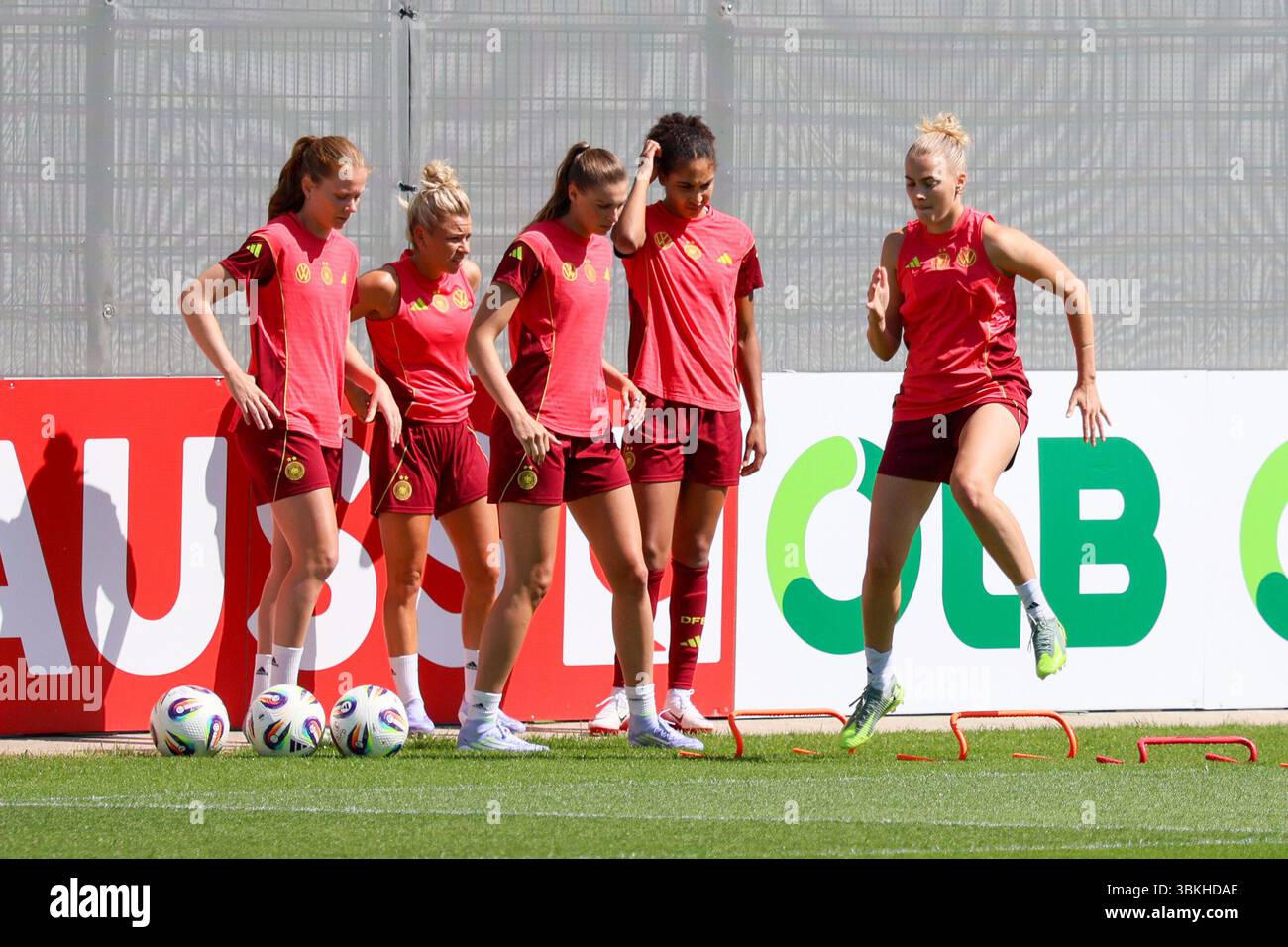 Herzogenaurach, Deutschland. 21st June, 2025. Herzogenaurach, Deutschland 21. Juni 2025: DFB ...