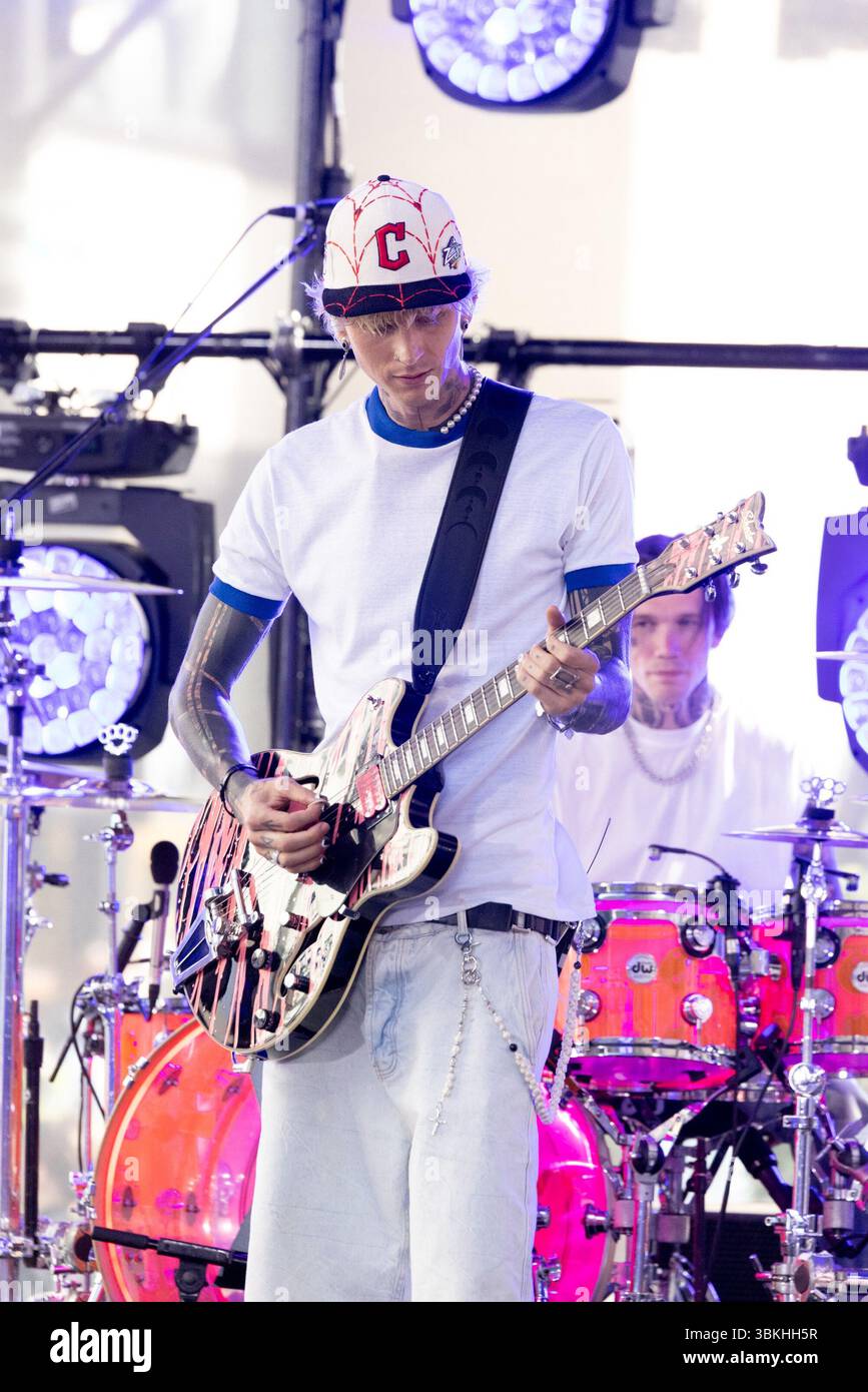Ny. 20th June, 2025. Machine Gun Kelly on stage for NBC Today Show ...