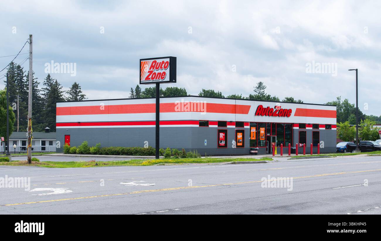 New Hartford, New York - Jun 20, 2025: Ultra-wide view of AutoZone Auto ...