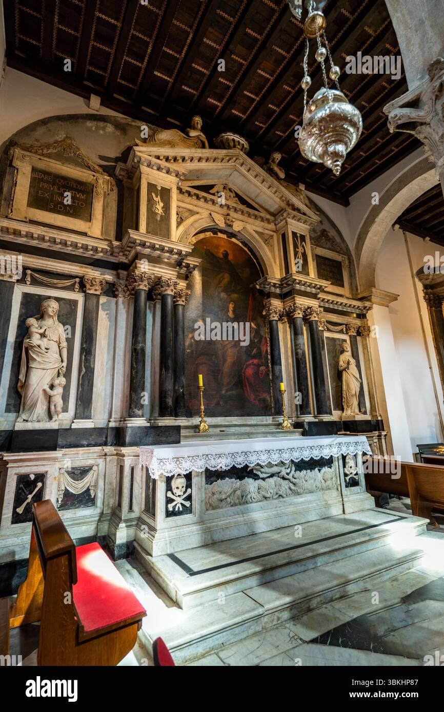 Altar dedicated to the holy souls in purgatory hi-res stock photography ...