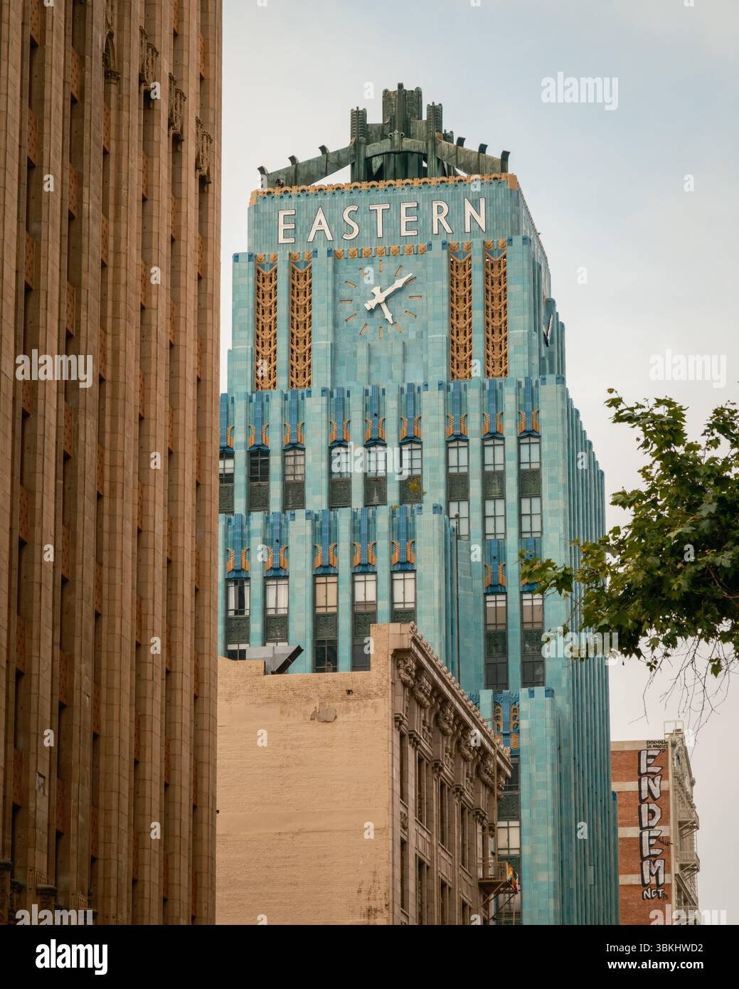 Eastern Columbia Building architecture in downtown Los Angeles ...